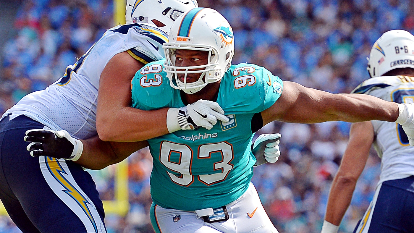 Defensive tackle Ndamukong Suh agrees to one-year deal with division ...