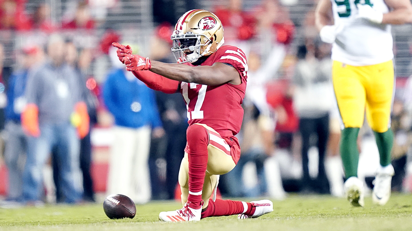 Veteran Emmanuel Sanders learning new tricks from young 49ers receivers ...