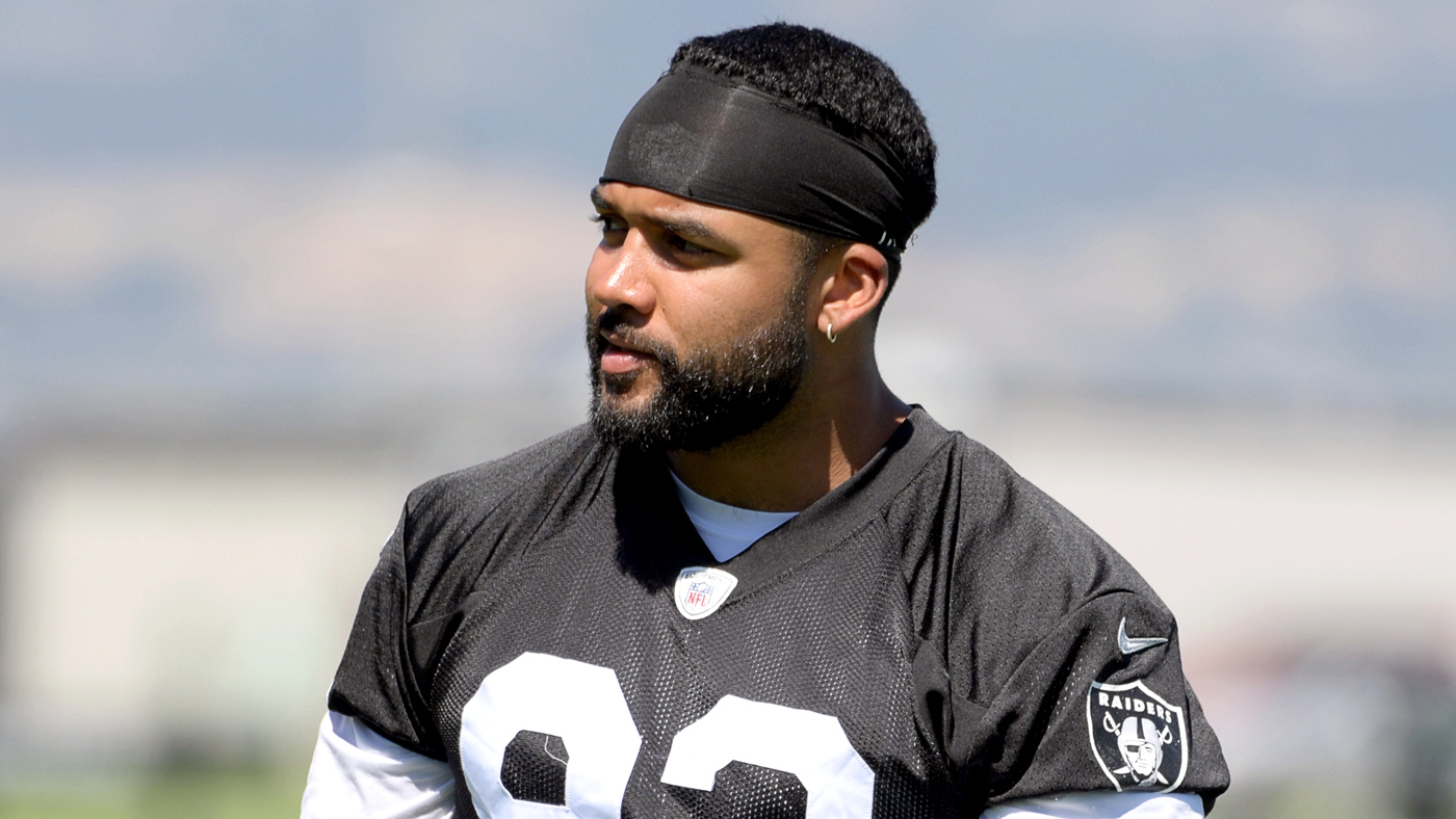 49ers promoting DE Alex Barrett from the practice squad, work out other ...