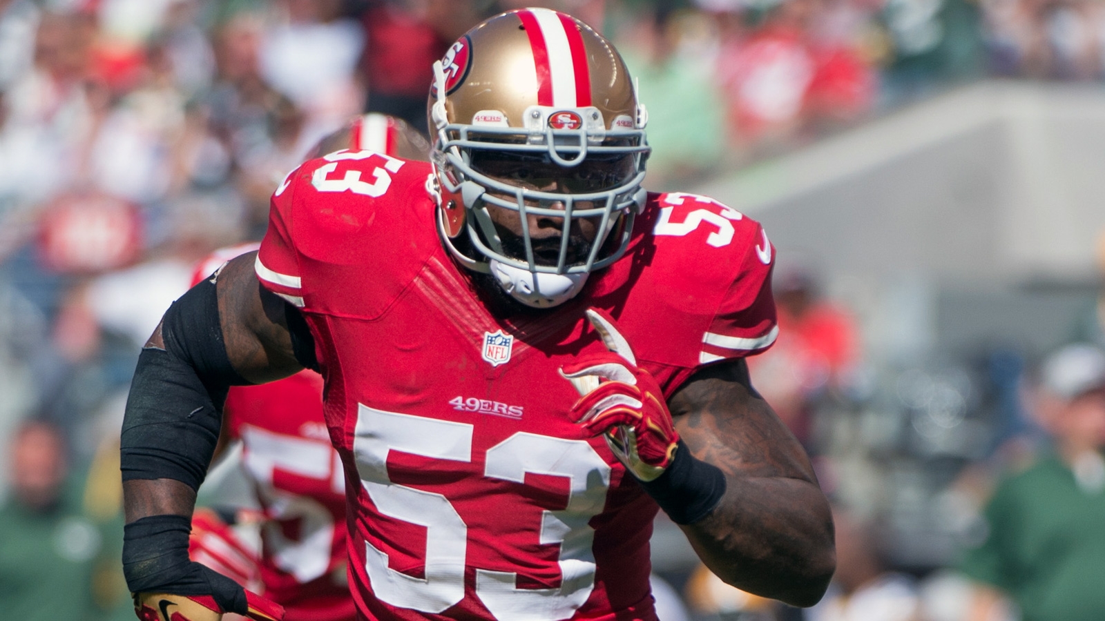 Navorro Bowman Wallpaper