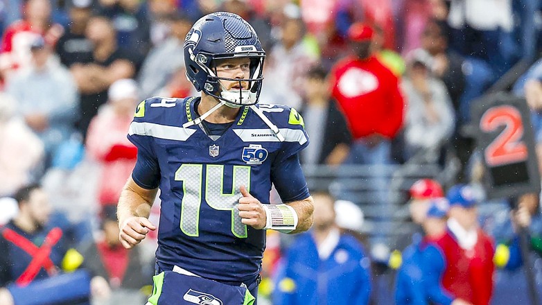 Darnold expects to play despite new oblique injury | 49ers Webzone