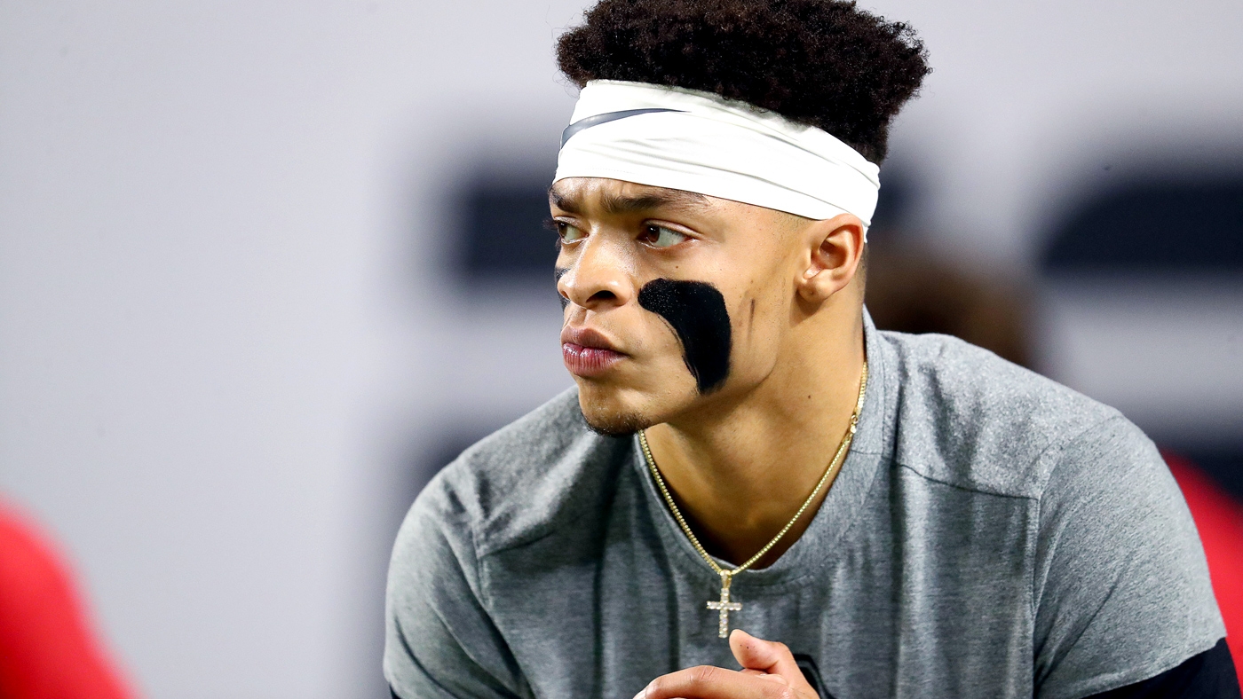 49ers select Justin Fields in PFF's latest mock draft | 49ers Webzone